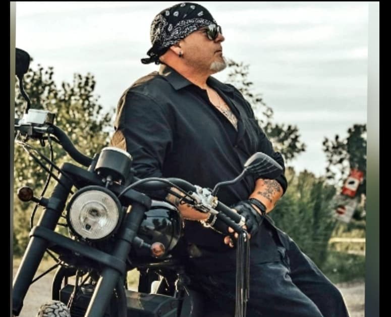 The Psychic Diaries, Ep 6 - Robbie Thomas, Psychic Medium Criminal ...